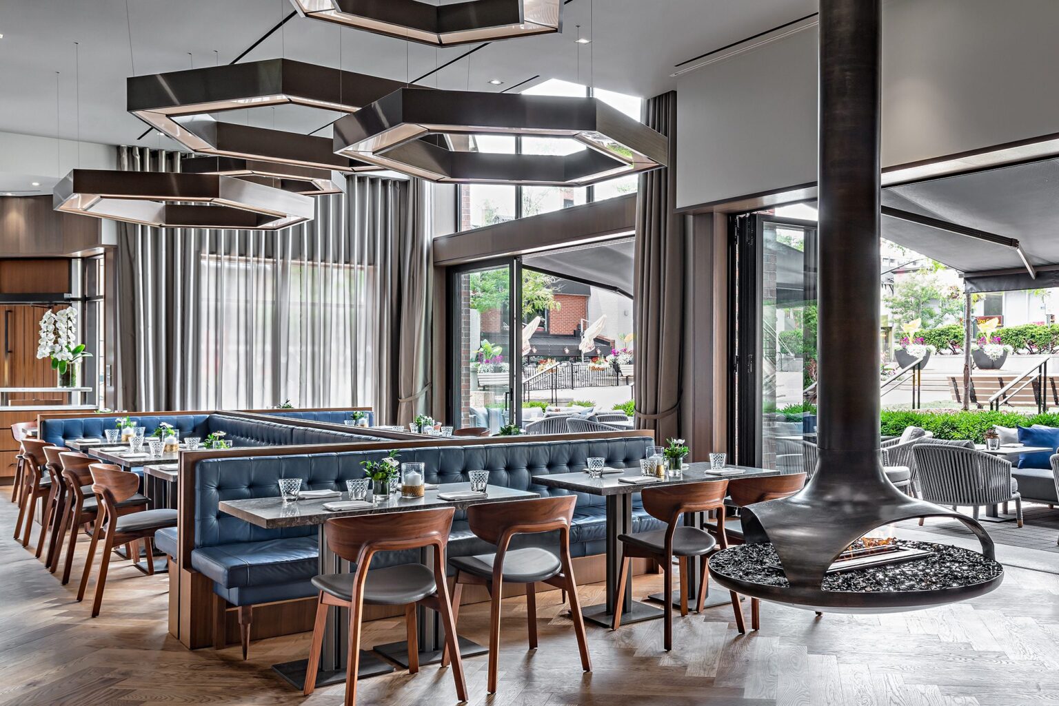 Hexagon | Canada’s 100 Best Restaurants, Bars and Chefs.